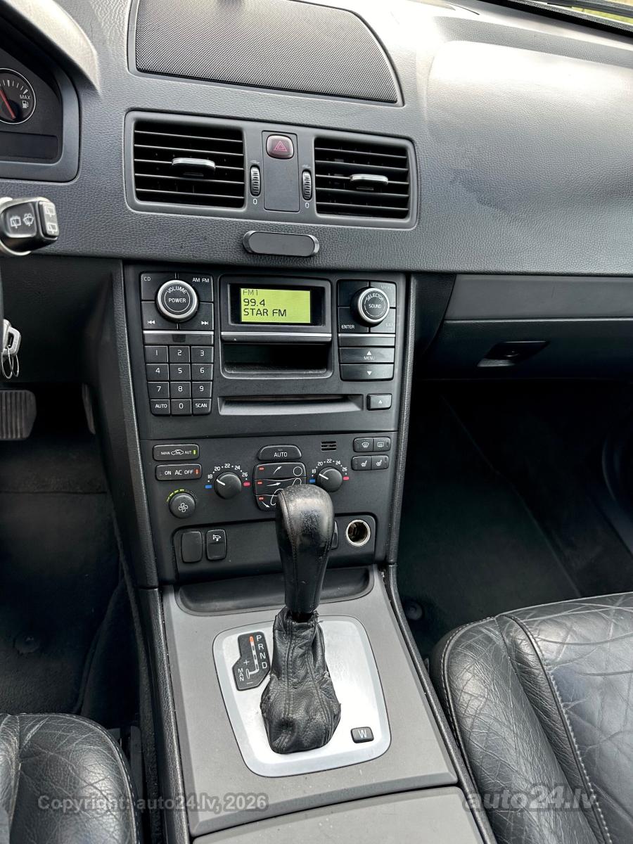 Volvo XC90 2007 Tartu, ar dzinēja tilpumu 2.40 L un nobraukumu 290 tūkst. km par 5599 €, foto 12 vietnē AUTOMOTO.COM.LV