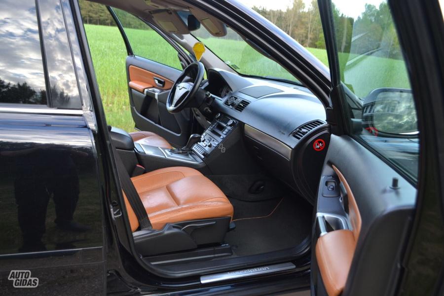 Volvo XC90 2007 in Vilnius, with an engine capacity of 2.40 L and mileage of 299 thousand km for 5950 €, photo 12 on AUTOMOTO.COM.LV
