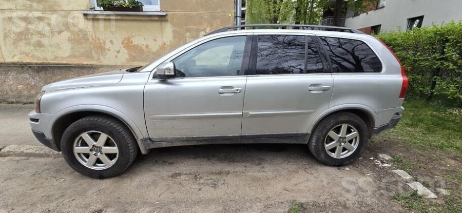 Volvo XC90 2007 Rīga, ar dzinēja tilpumu 3.20 L un nobraukumu 378 tūkst. km par 1200 €, foto 10 vietnē AUTOMOTO.COM.LV