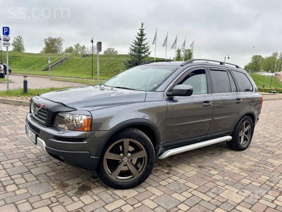 Volvo XC90 2007 Daugavpils, ar dzinēja tilpumu 2.40 L un nobraukumu 317 tūkst. km par 4750 €, foto 4 vietnē AUTOMOTO.COM.LV
