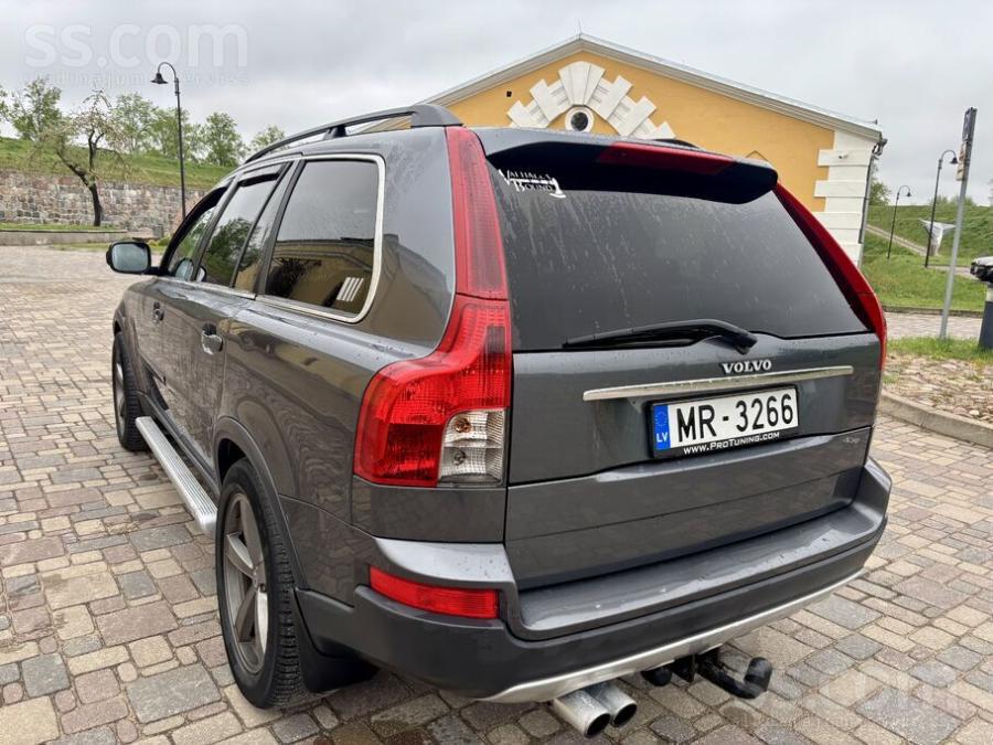 Volvo XC90 2007 Daugavpils, ar dzinēja tilpumu 2.40 L un nobraukumu 317 tūkst. km par 4750 €, foto 14 vietnē AUTOMOTO.COM.LV