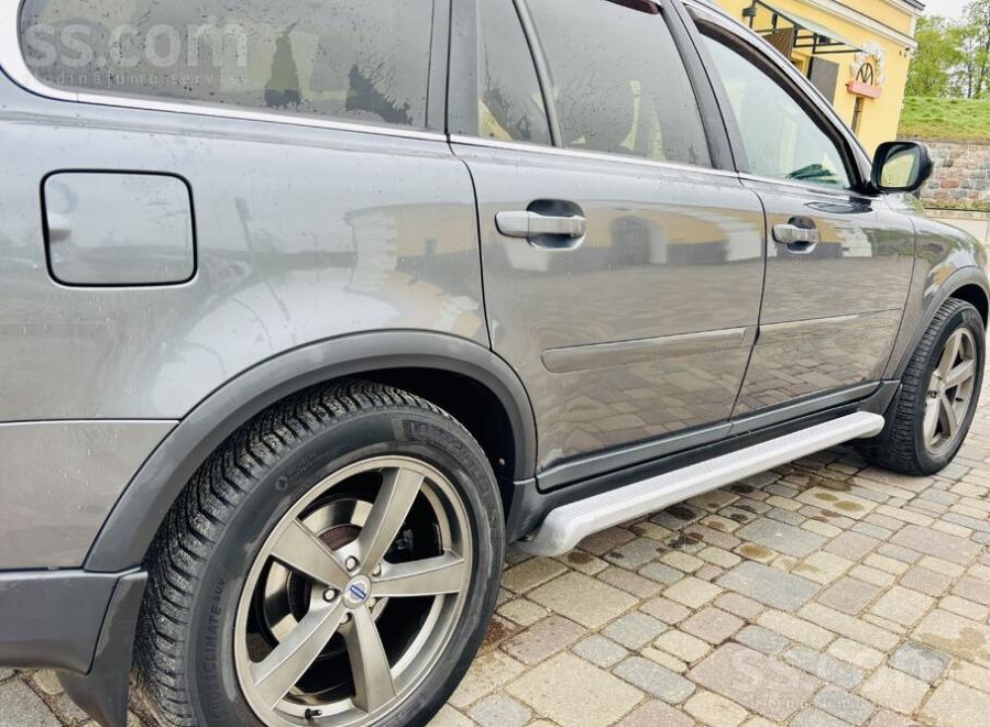 Volvo XC90 2007 Daugavpils, ar dzinēja tilpumu 2.40 L un nobraukumu 317 tūkst. km par 4750 €, foto 16 vietnē AUTOMOTO.COM.LV