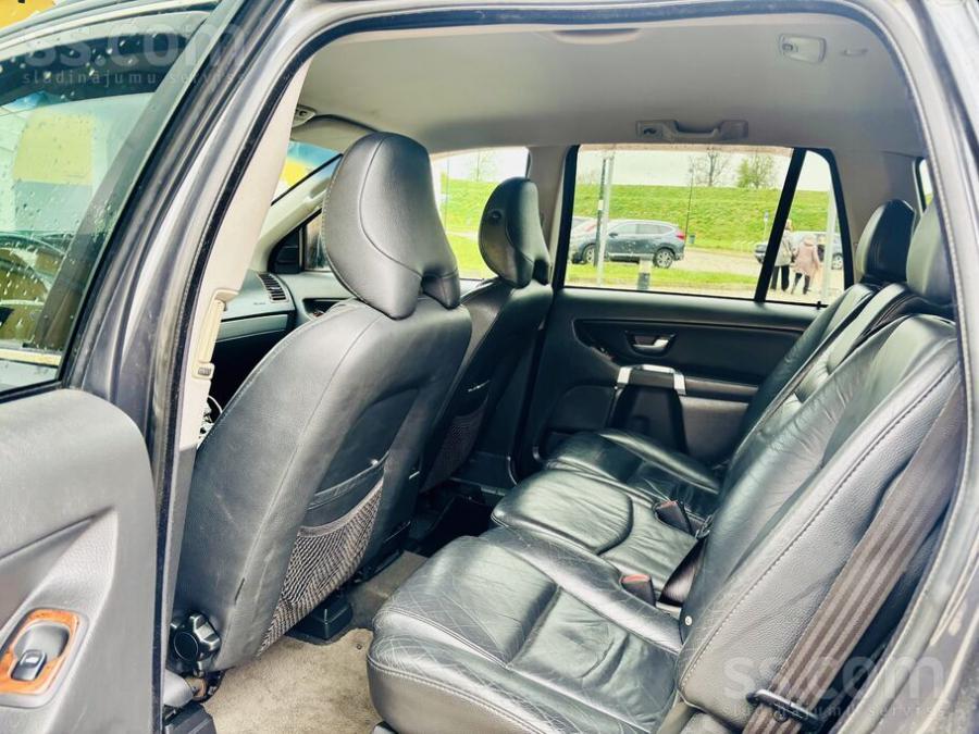 Volvo XC90 2007 Daugavpils, ar dzinēja tilpumu 2.40 L un nobraukumu 317 tūkst. km par 4750 €, foto 25 vietnē AUTOMOTO.COM.LV