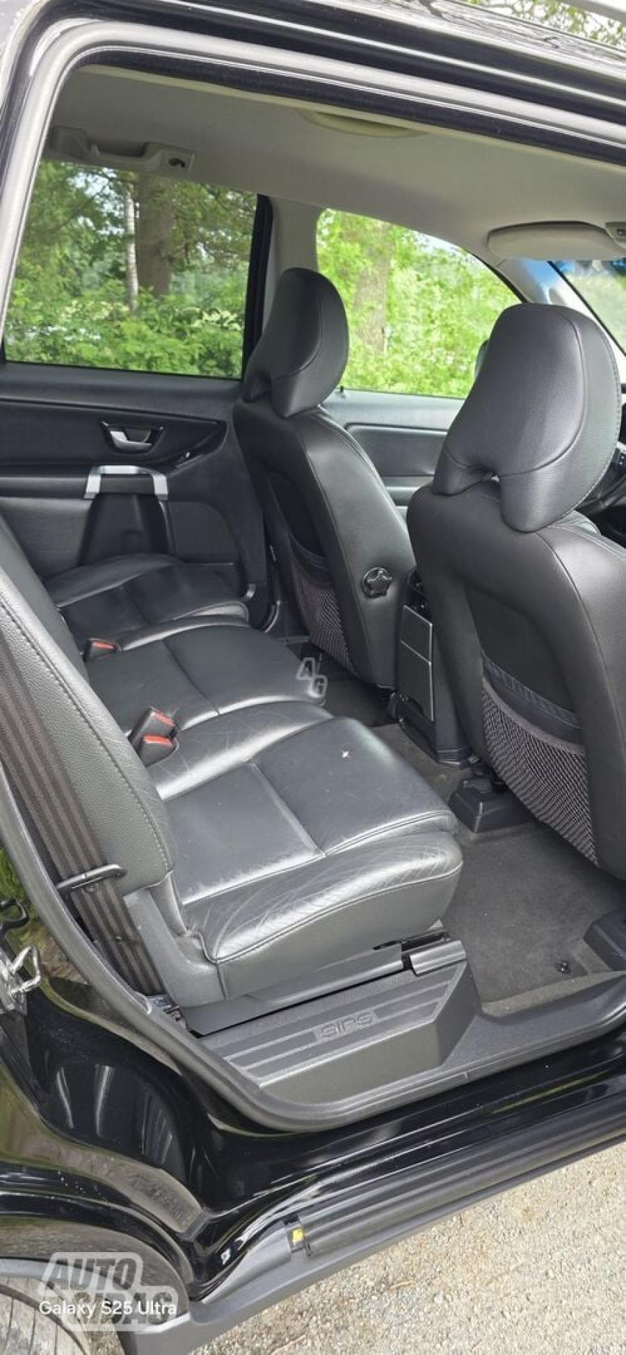 Volvo XC90 2007 in Alytus, with an engine capacity of 2.40 L and mileage of 289 thousand km for 6400 €, photo 7 on AUTOMOTO.COM.LV