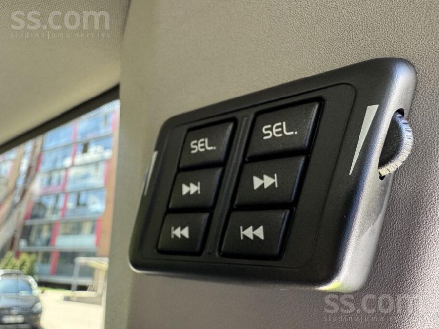 Volvo XC90 2007 in Riga, with an engine capacity of 2.40 L and mileage of 399 thousand km for 4290 €, photo 10 on AUTOMOTO.COM.LV