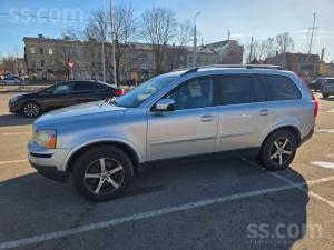 Volvo XC90 2007 Rīga, ar dzinēja tilpumu 2.40 L un nobraukumu 330 tūkst. km par 4200 €, foto  vietnē AUTOMOTO.COM.LV