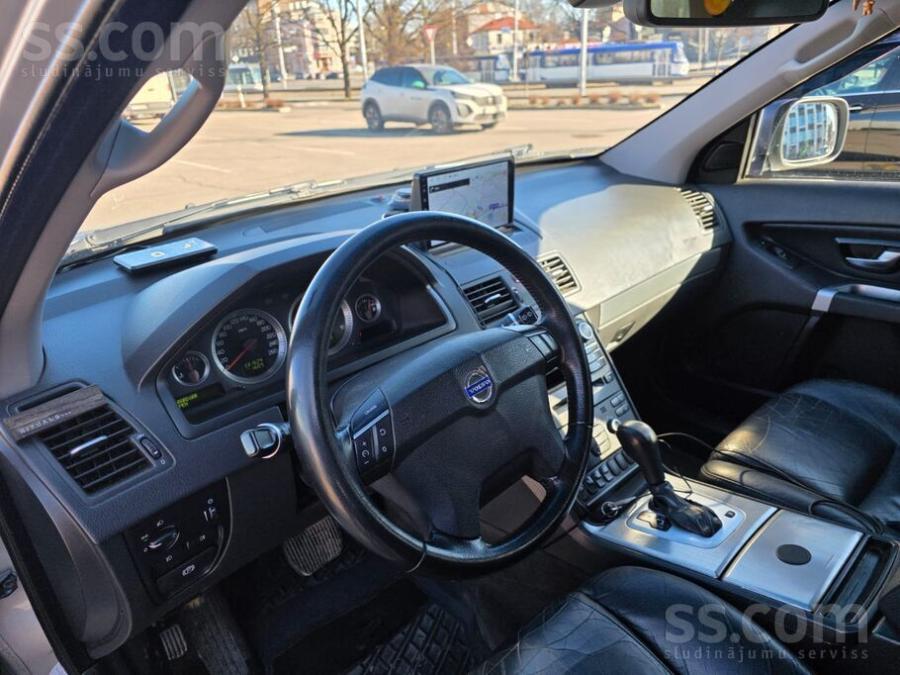 Вольво ХС90 2007 в Рига, объемом двигателя 2.40 л и пробегом 330 тыс. км за 4200 €, фото 6 на AUTOMOTO.COM.LV