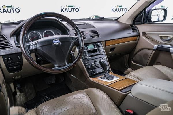 Volvo XC90 2007 Kauņa, ar dzinēja tilpumu 2.40 L un nobraukumu 290 tūkst. km par 6290 €, foto 7 vietnē AUTOMOTO.COM.LV