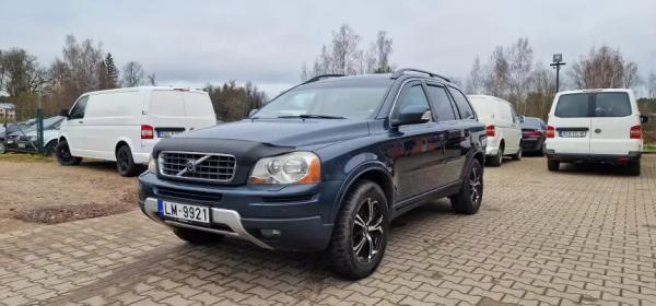 Volvo XC90 2007 in Valmiera, with an engine capacity of 2.40 L and mileage of 346 thousand km for 5900 €, photo 6 on AUTOMOTO.COM.LV