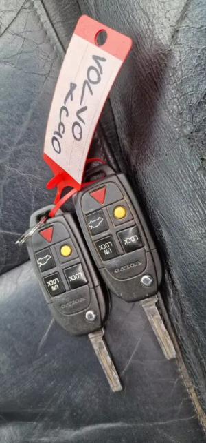 Volvo XC90 2007 Valmiera, ar dzinēja tilpumu 2.40 L un nobraukumu 346 tūkst. km par 5900 €, foto 11 vietnē AUTOMOTO.COM.LV