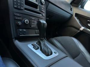Volvo XC90 2007 in Riga, with an engine capacity of 2.40 L and mileage of 374 thousand km for 4490 €, photo 21 on AUTOMOTO.COM.LV