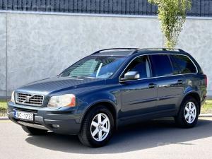 Volvo XC90 2007 in Riga, with an engine capacity of 2.40 L and mileage of 300 thousand km for 3850 €, photo 3 on AUTOMOTO.COM.LV