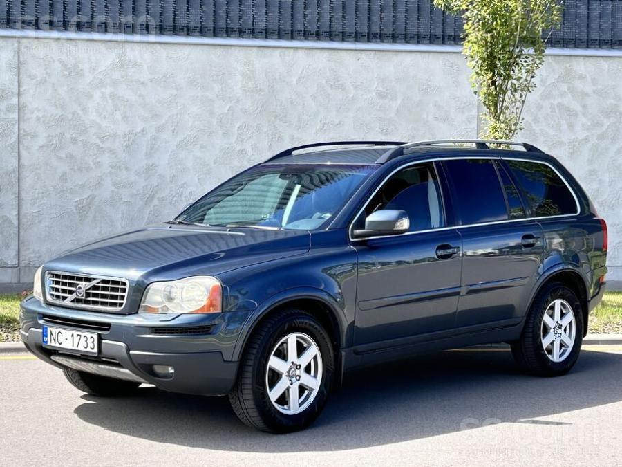Volvo XC90 2007 in Riga, with an engine capacity of 2.40 L and mileage of 300 thousand km for 3850 €, photo 3 on AUTOMOTO.COM.LV