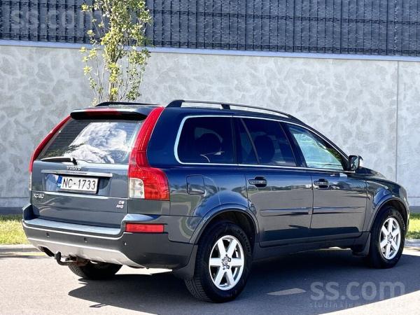 Volvo XC90 2007 in Riga, with an engine capacity of 2.40 L and mileage of 300 thousand km for 3850 €, photo 8 on AUTOMOTO.COM.LV