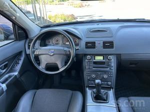 Volvo XC90 2007 in Riga, with an engine capacity of 2.40 L and mileage of 300 thousand km for 3850 €, photo 15 on AUTOMOTO.COM.LV