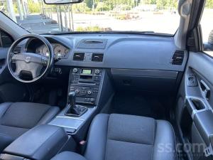 Volvo XC90 2007 in Riga, with an engine capacity of 2.40 L and mileage of 300 thousand km for 3850 €, photo 17 on AUTOMOTO.COM.LV