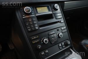 Volvo XC90 2007 in Tukums, with an engine capacity of 2.40 L and mileage of 338 thousand km for 5950 €, photo 13 on AUTOMOTO.COM.LV