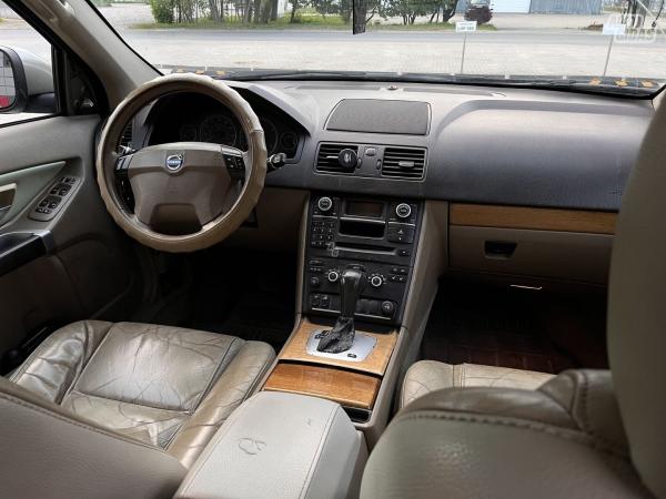 Volvo XC90 2007 Klaipėda, ar dzinēja tilpumu 3.20 L un nobraukumu 360 tūkst. km par 2350 €, foto 9 vietnē AUTOMOTO.COM.LV
