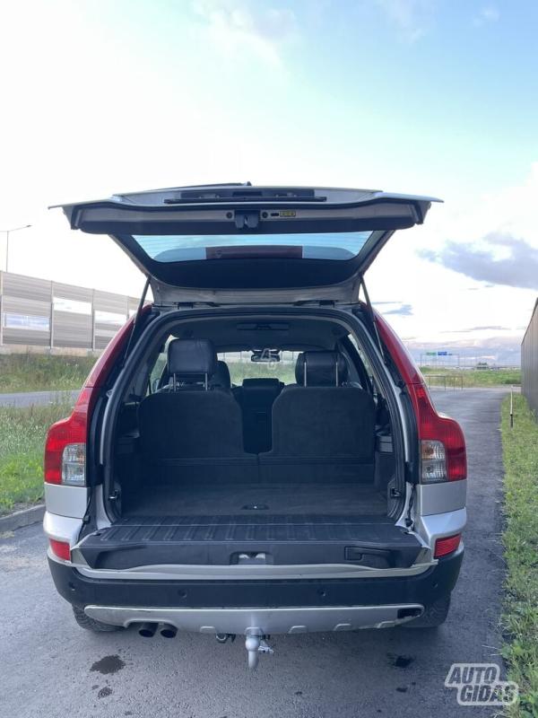 Volvo XC90 2007 in Marijampole, with an engine capacity of 2.40 L and mileage of 330 thousand km for 4200 €, photo 6 on AUTOMOTO.COM.LV