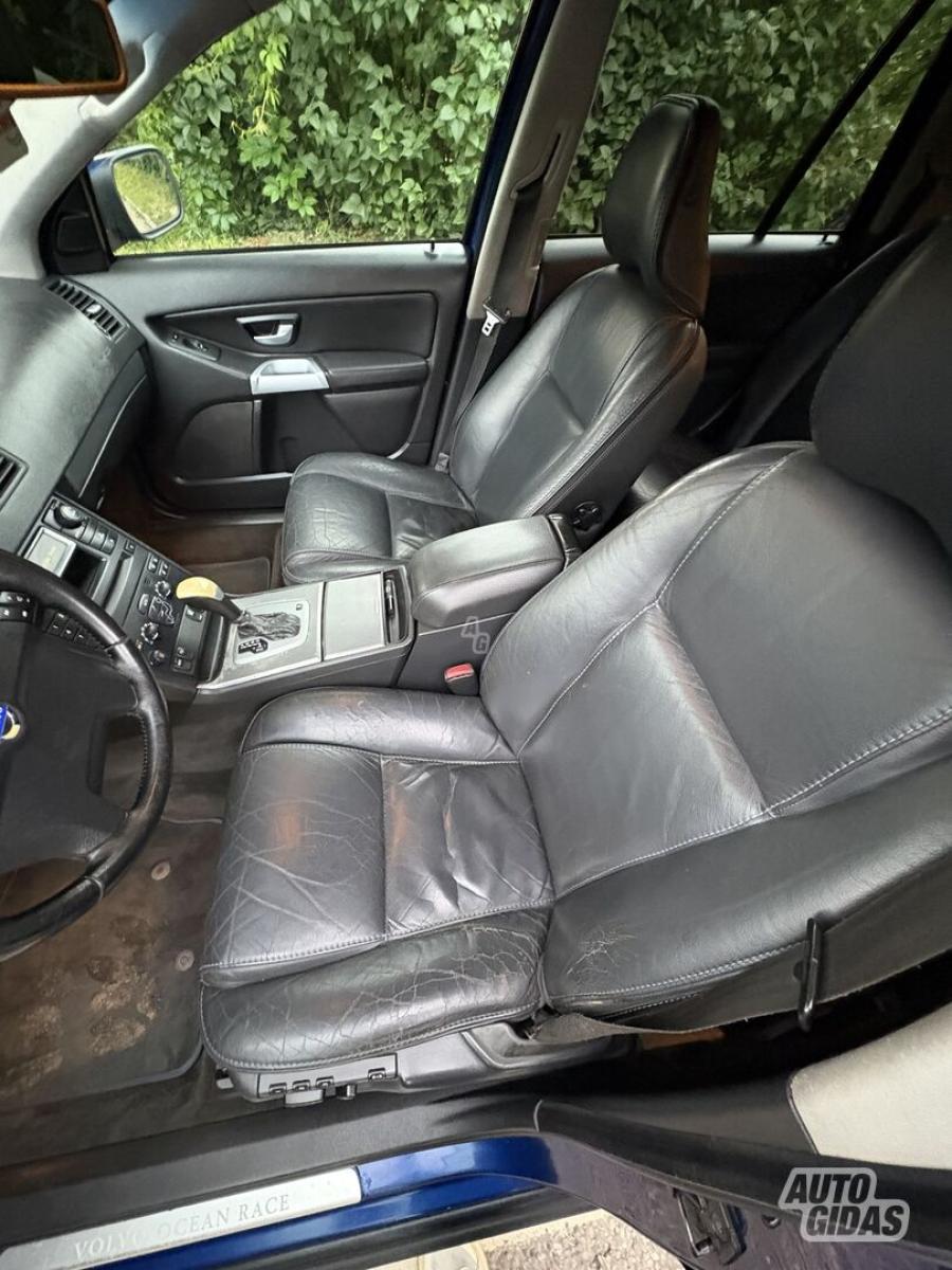 Volvo XC90 2007 Kauņa, ar dzinēja tilpumu 2.40 L un nobraukumu 0 tūkst. km par 3400 €, foto 16 vietnē AUTOMOTO.COM.LV
