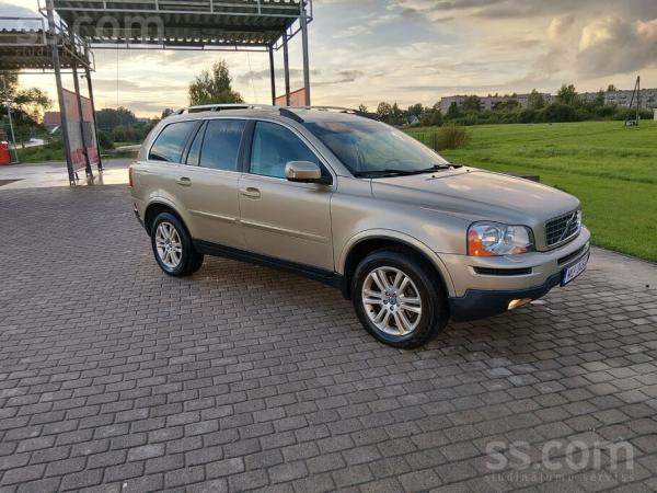 Volvo XC90 2007 in Aizkraukle, with an engine capacity of 2.40 L and mileage of 290 thousand km for 2650 €, photo 1 on AUTOMOTO.COM.LV
