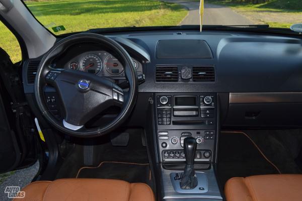 Volvo XC90 2007 Viļņa, ar dzinēja tilpumu 2.40 L un nobraukumu 296 tūkst. km par 5900 €, foto 10 vietnē AUTOMOTO.COM.LV
