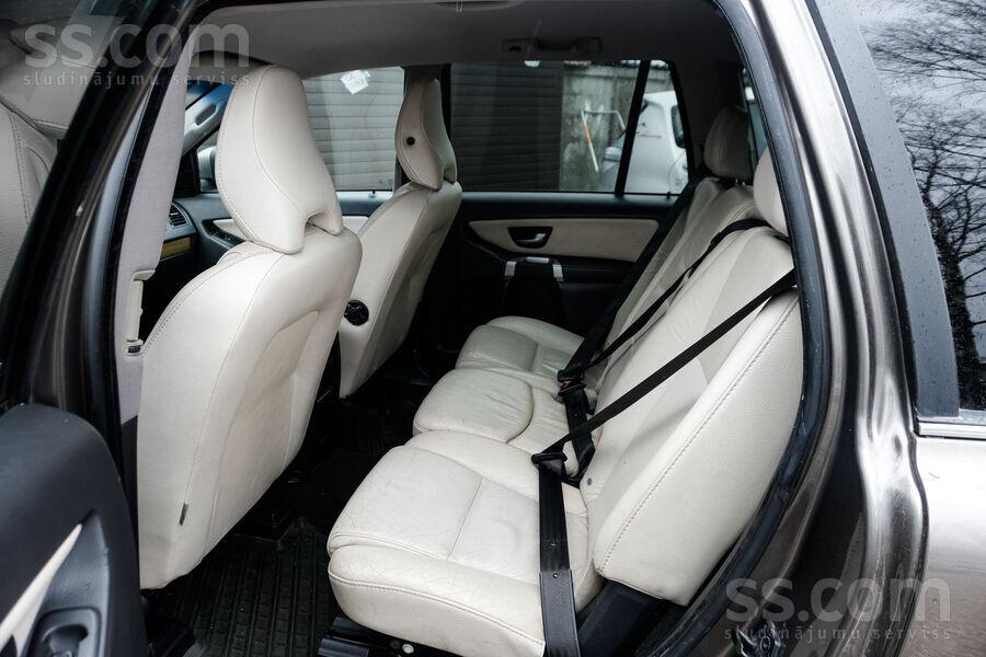 Volvo XC90 2008 Rīga, ar dzinēja tilpumu 2.40 L un nobraukumu 0 tūkst. km par 5500 €, foto 15 vietnē AUTOMOTO.COM.LV
