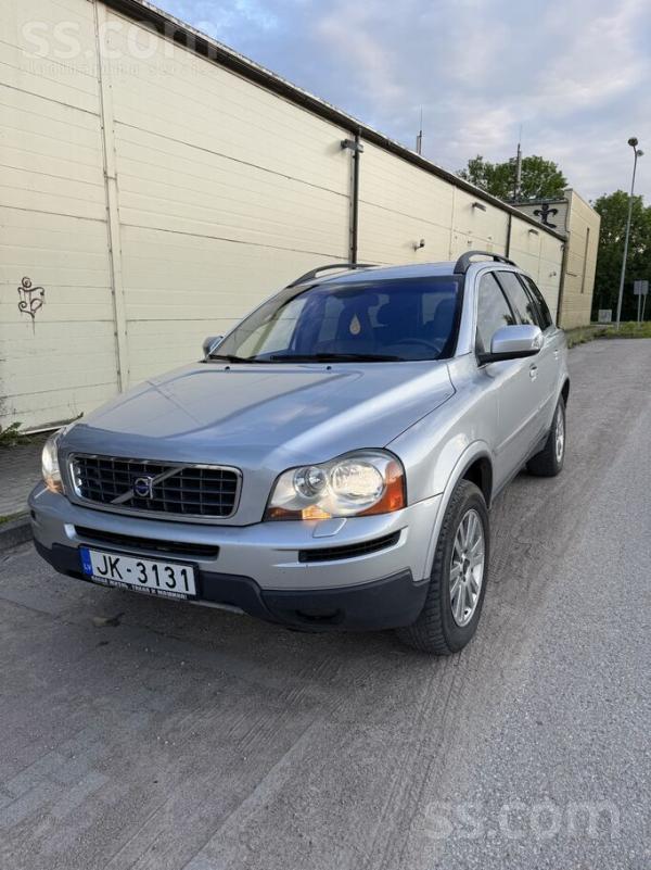 Volvo XC90 2008 in Jekabpils, with an engine capacity of 2.40 L and mileage of 425 thousand km for 3500 €, photo 1 on AUTOMOTO.COM.LV
