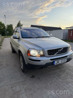 Volvo XC90 2008 in Jekabpils, with an engine capacity of 2.40 L and mileage of 425 thousand km for 3500 €, photo 2 on AUTOMOTO.COM.LV