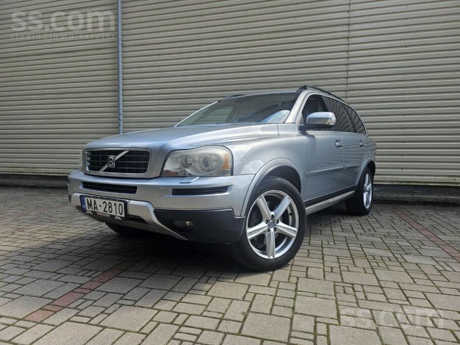 Volvo XC90 2008 in Tukums, with an engine capacity of 2.40 L and mileage of 390 thousand km for 4950 €, photo 2 on AUTOMOTO.COM.LV