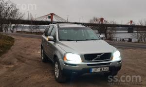 Volvo XC90 2008 Rīga, ar dzinēja tilpumu 2.40 L un nobraukumu 328 tūkst. km par 7770 €, foto  vietnē AUTOMOTO.COM.LV
