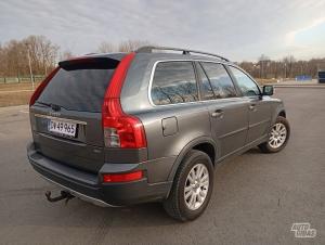 Volvo XC90 2008 in Vilnius, with an engine capacity of 2.40 L and mileage of 328 thousand km for 6500 €, photo 5 on AUTOMOTO.COM.LV