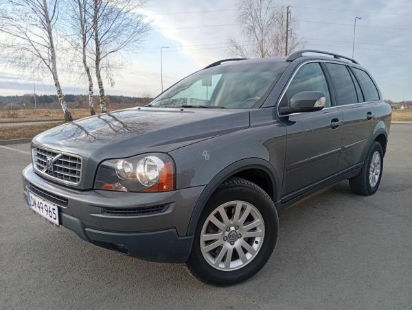 Volvo XC90 2008 Viļņa, ar dzinēja tilpumu 2.40 L un nobraukumu 328 tūkst. km par 6500 €, foto 1 vietnē AUTOMOTO.COM.LV