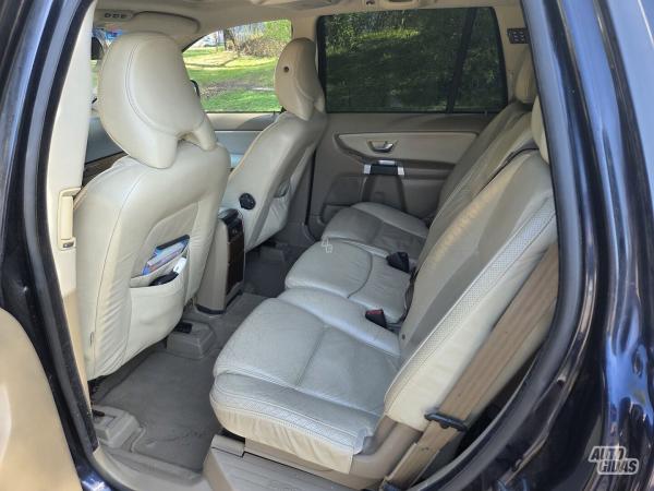 Volvo XC90 2008 in Alytus, with an engine capacity of 2.40 L and mileage of 320 thousand km for 6300 €, photo 6 on AUTOMOTO.COM.LV