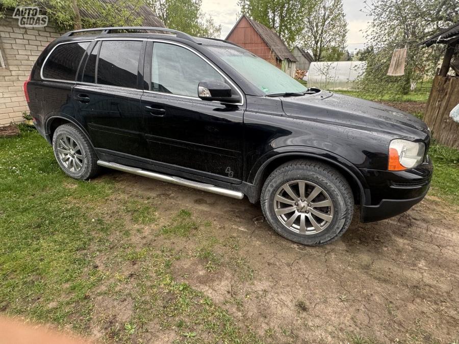 Volvo XC90 2008 in Panevezys, with an engine capacity of 2.40 L and mileage of 335 thousand km for 4500 €, photo 4 on AUTOMOTO.COM.LV
