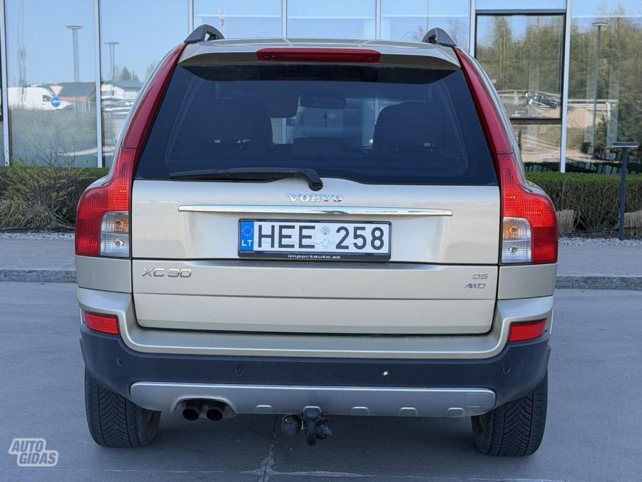 Volvo XC90 2008 Viļņa, ar dzinēja tilpumu 2.40 L un nobraukumu 292 tūkst. km par 3800 €, foto 14 vietnē AUTOMOTO.COM.LV