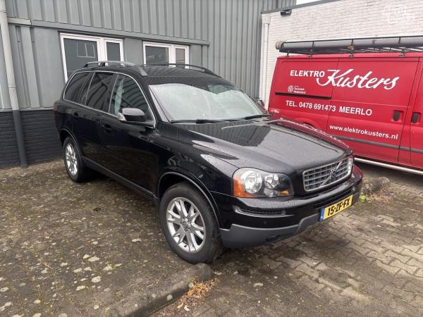 Volvo XC90 2008 in Kaunas, with an engine capacity of 2.40 L and mileage of 320 thousand km for 5950 €, photo 2 on AUTOMOTO.COM.LV