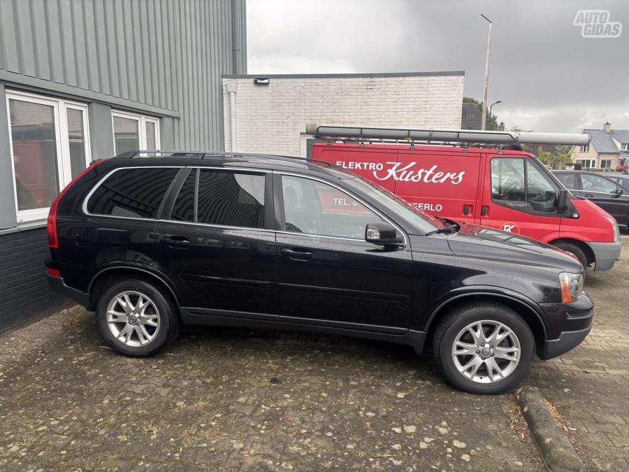 Volvo XC90 2008 in Kaunas, with an engine capacity of 2.40 L and mileage of 320 thousand km for 5950 €, photo 4 on AUTOMOTO.COM.LV