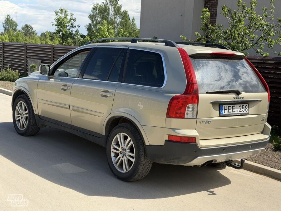 Volvo XC90 2008 Viļņa, ar dzinēja tilpumu 2.40 L un nobraukumu 292 tūkst. km par 3500 €, foto 3 vietnē AUTOMOTO.COM.LV