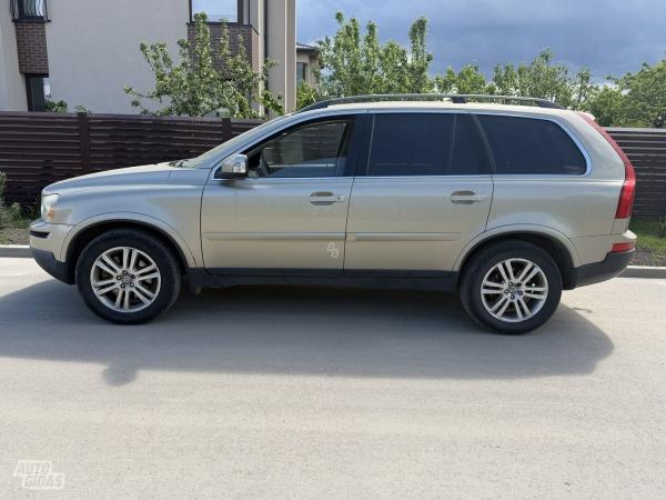 Volvo XC90 2008 in Vilnius, with an engine capacity of 2.40 L and mileage of 292 thousand km for 3500 €, photo 4 on AUTOMOTO.COM.LV