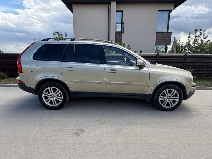 Volvo XC90 2008 Viļņa, ar dzinēja tilpumu 2.40 L un nobraukumu 292 tūkst. km par 3500 €, foto 7 vietnē AUTOMOTO.COM.LV