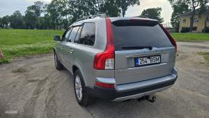 Volvo XC90 2008 in Narva, with an engine capacity of 2.40 L and mileage of 317 thousand km for 7550 €, photo 6 on AUTOMOTO.COM.LV