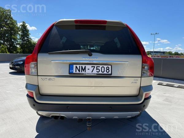 Volvo XC90 2008 in Riga, with an engine capacity of 2.40 L and mileage of 400 thousand km for 5700 €, photo 5 on AUTOMOTO.COM.LV