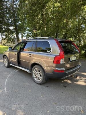 Volvo XC90 2008 Preiļi, ar dzinēja tilpumu 2.40 L un nobraukumu 338 tūkst. km par 7300 €, foto 5 vietnē AUTOMOTO.COM.LV