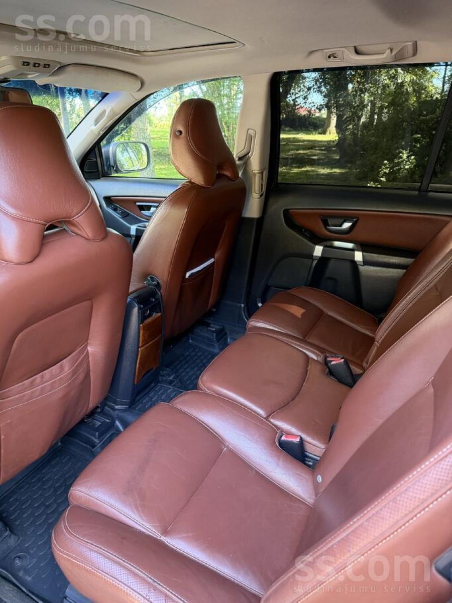 Volvo XC90 2008 Preiļi, ar dzinēja tilpumu 2.40 L un nobraukumu 338 tūkst. km par 7300 €, foto 8 vietnē AUTOMOTO.COM.LV