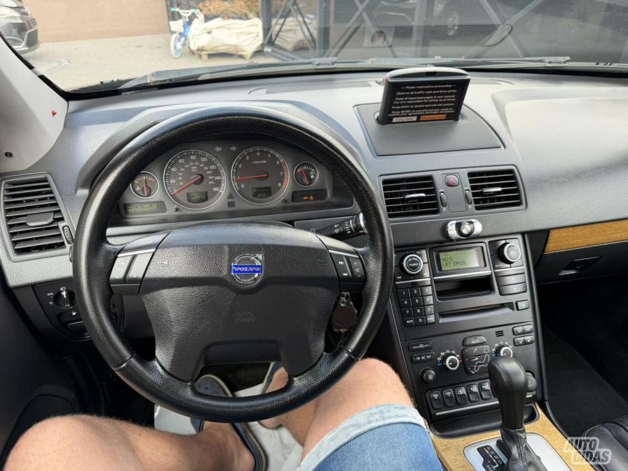 Volvo XC90 2008 in Telschi, with an engine capacity of 3.20 L and mileage of 250 thousand km for 3850 €, photo 12 on AUTOMOTO.COM.LV