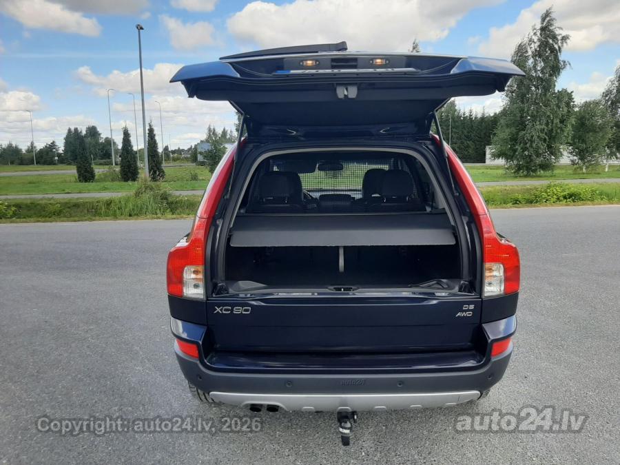 Volvo XC90 2008 in Tartu, with an engine capacity of 2.40 L and mileage of 275 thousand km for 7490 €, photo 6 on AUTOMOTO.COM.LV
