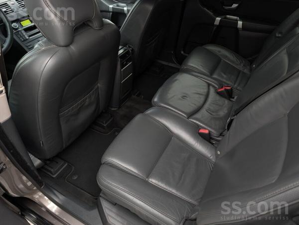 Volvo XC90 2008 Jūrmala, ar dzinēja tilpumu 2.40 L un nobraukumu 264 tūkst. km par 8800 €, foto 10 vietnē AUTOMOTO.COM.LV