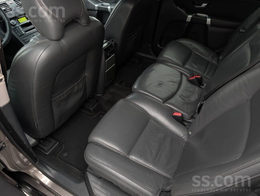 Volvo XC90 2008 Jūrmala, ar dzinēja tilpumu 2.40 L un nobraukumu 264 tūkst. km par 8800 €, foto 10 vietnē AUTOMOTO.COM.LV