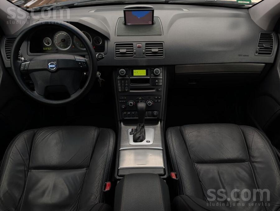 Volvo XC90 2008 Jūrmala, ar dzinēja tilpumu 2.40 L un nobraukumu 264 tūkst. km par 8800 €, foto 18 vietnē AUTOMOTO.COM.LV